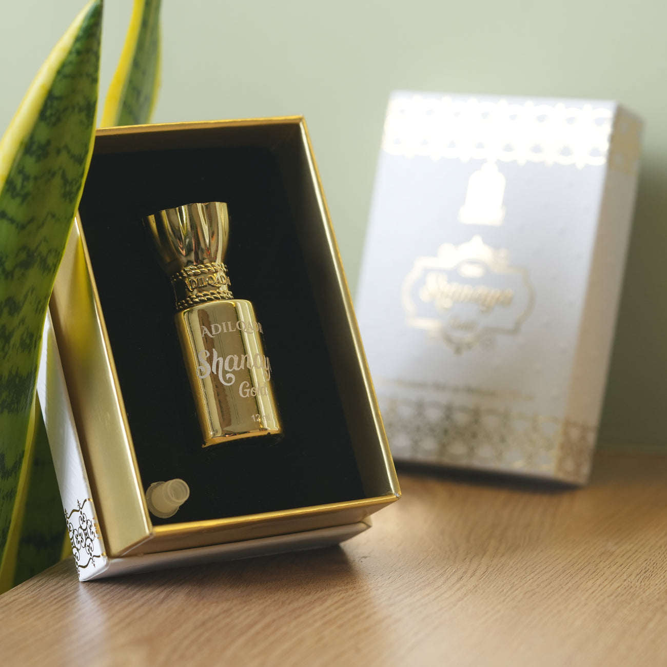 Shanaya Gold Luxury Attar Perfume